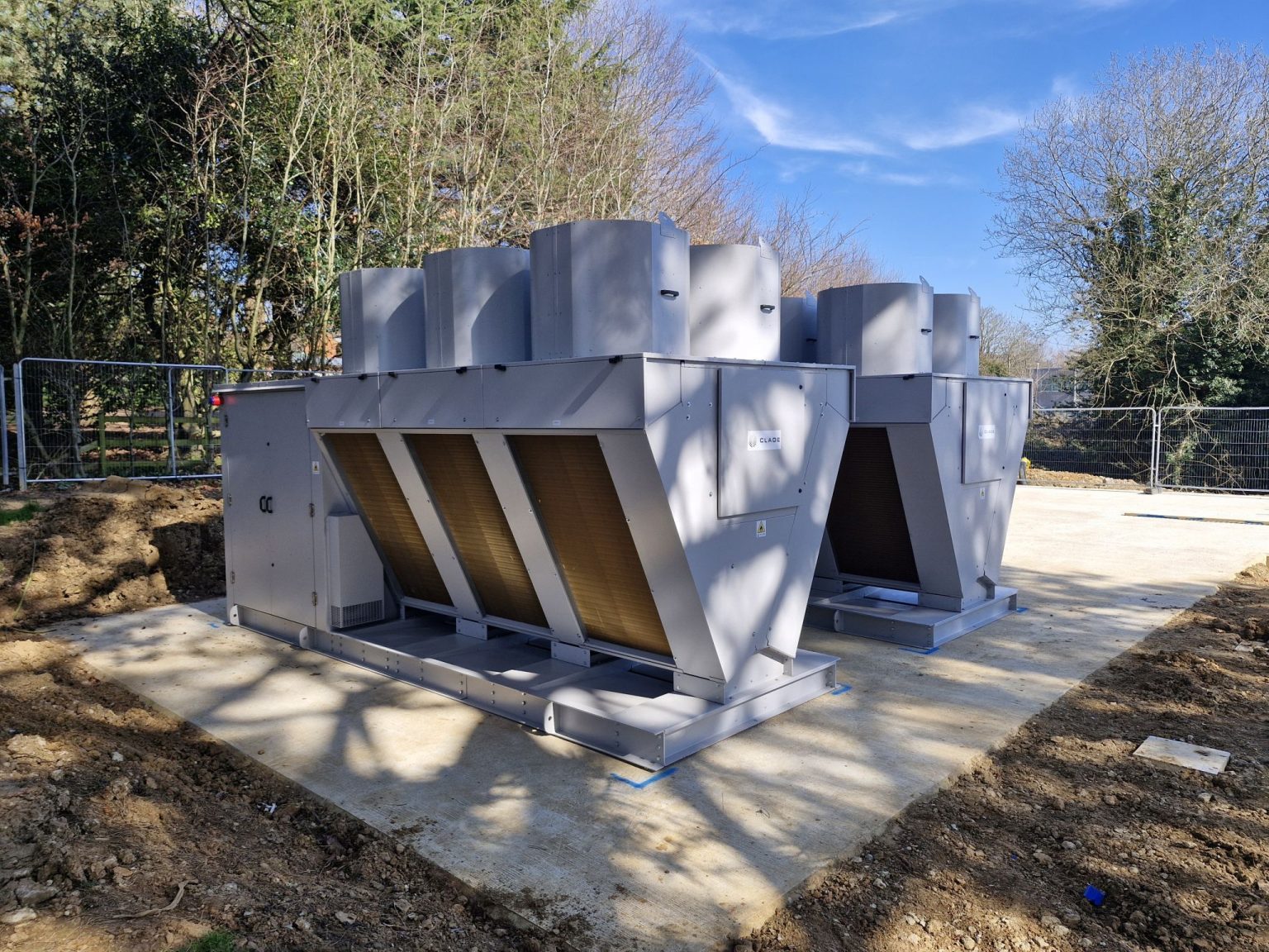 What Are The Pros & Cons of Air Source Heat Pumps? | Clade Engineering